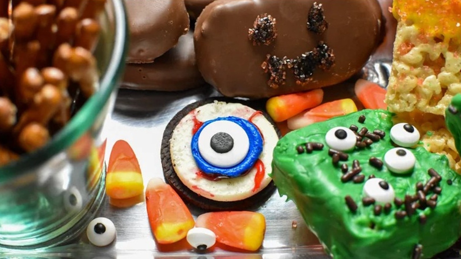 27 Candy Recipes To Fulfill Your Sweet Tooth This Fall