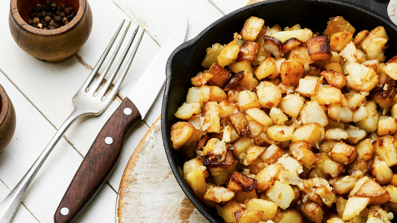 8 Best And 8 Worst Foods To Eat At A Breakfast Buffet