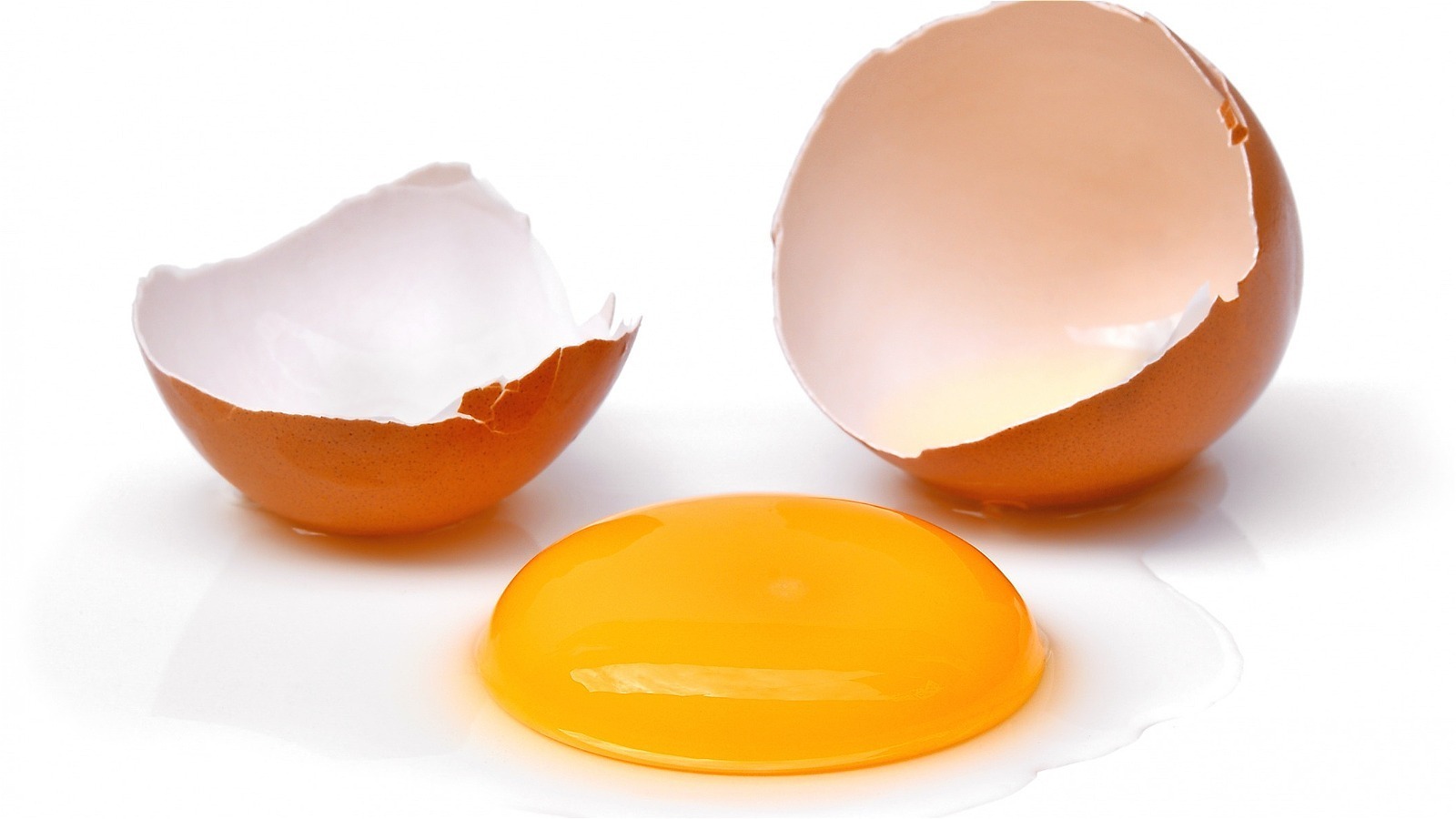 An Egg Truck Crash In Texas Led To A Massive Scramble