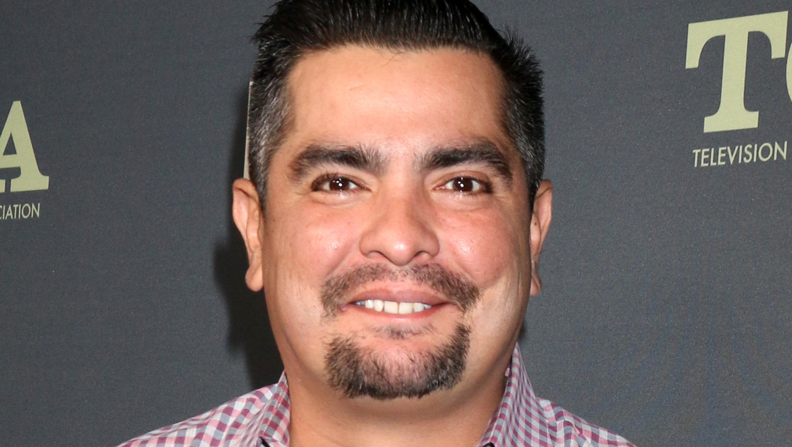 Aarón Sánchez Shares 'Beautiful' Guacamole Recipe Ahead Of National ...