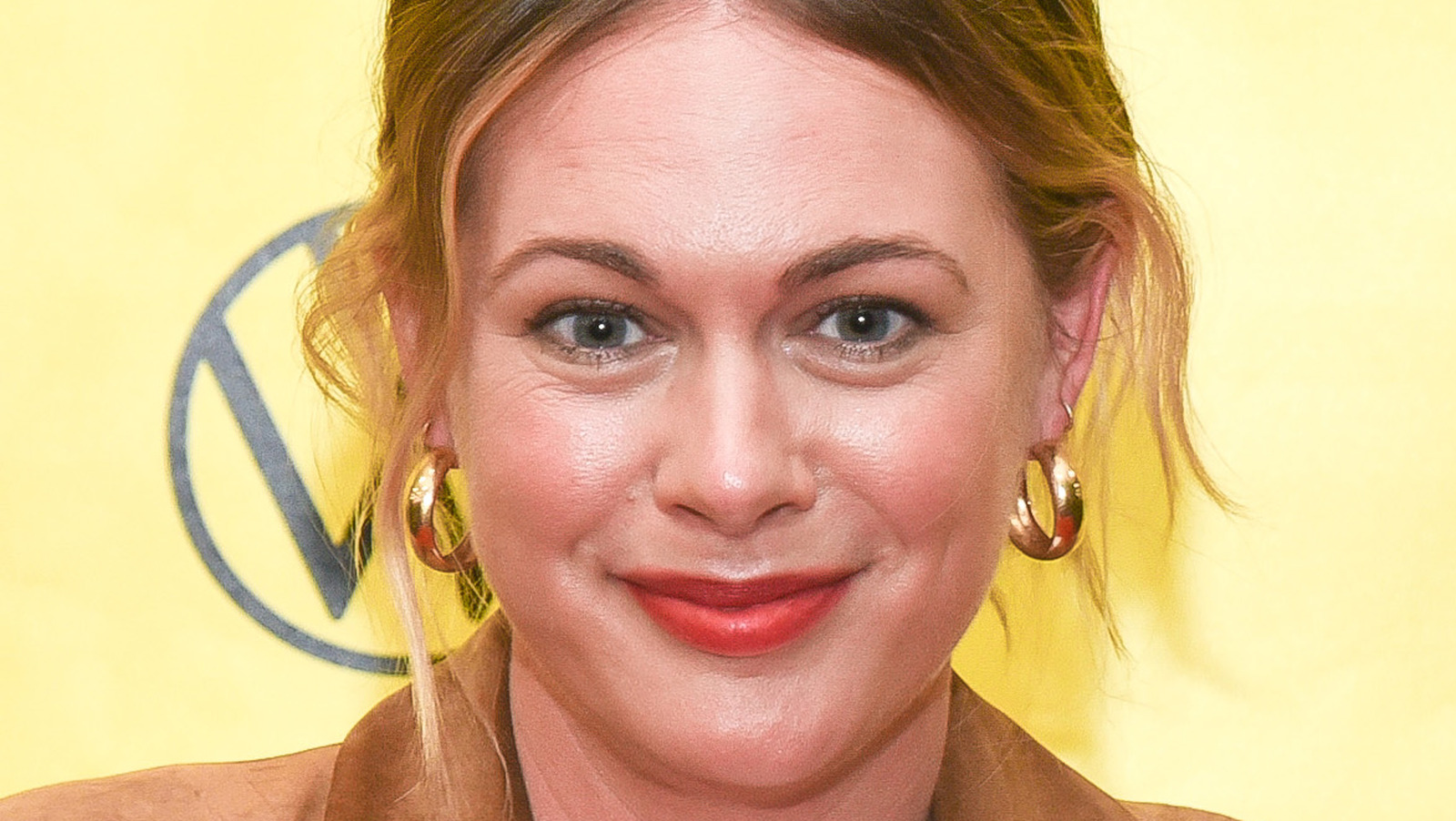 Alison Roman Defends Induction Burners On Twitter