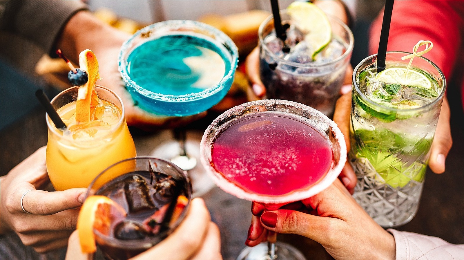 An Iconic Sandwich Topping Is Taking Over The Cocktail World