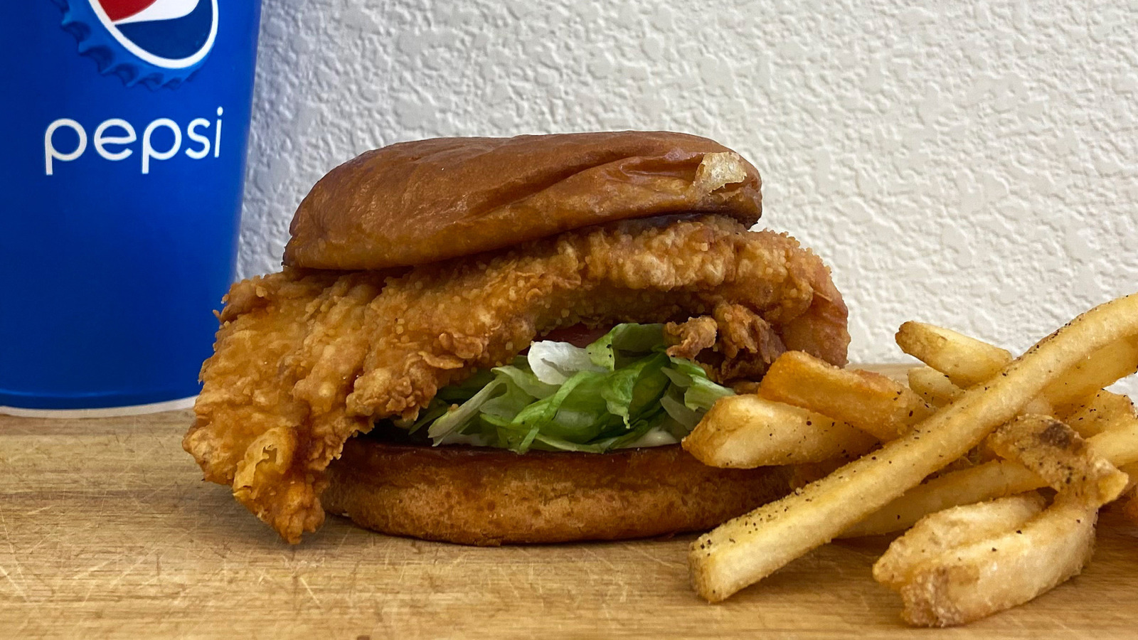Applebee's Big Cluckin Chicken Sandwich Review: A Killer Value For A ...