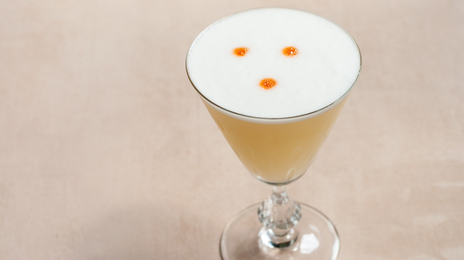 Authentic Pisco Sour Cocktail Recipe