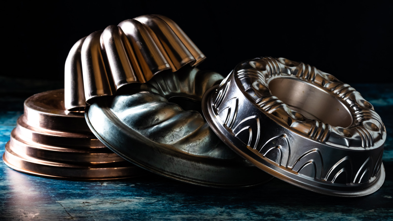 Bundt Cake Pans Make Perfect Fall Decorations