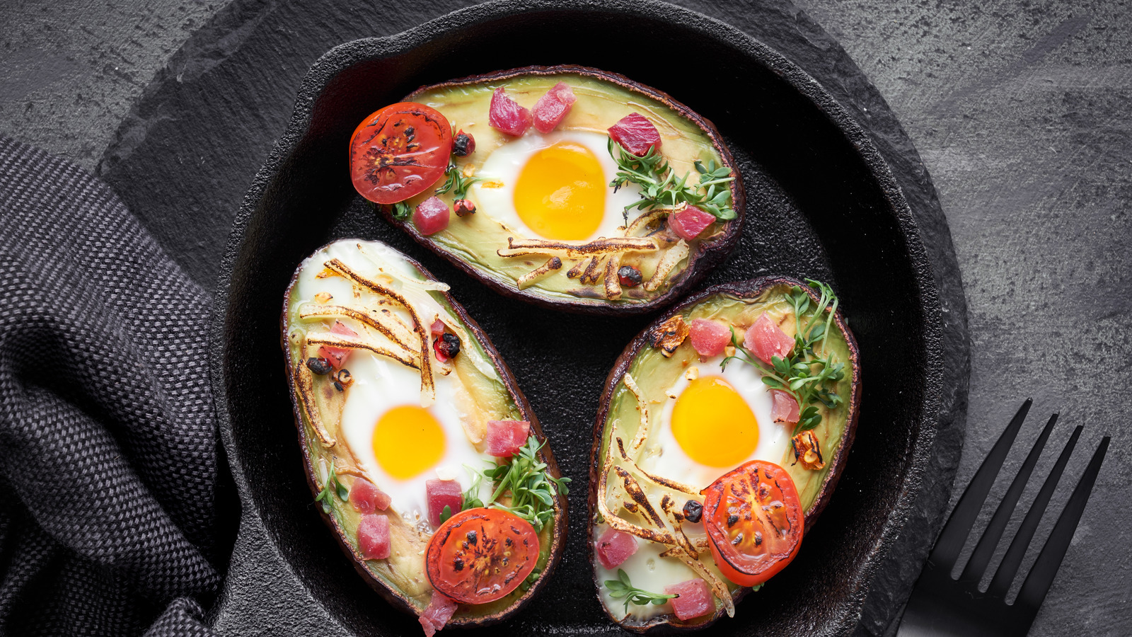 Cast Iron Skillet Tips You'll Wish You Knew Sooner