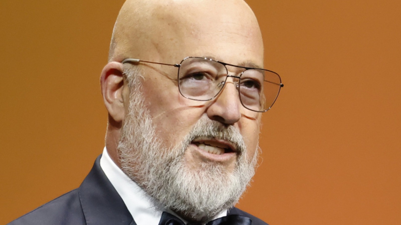 Chicken Paillard Is The One Meal Andrew Zimmern Could Eat Every Night