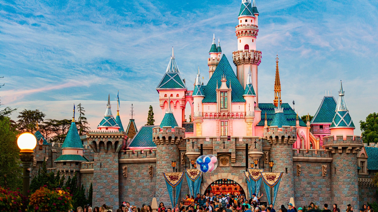 Disney's 2022 Halloween Food Lineup Looks Scary Delicious