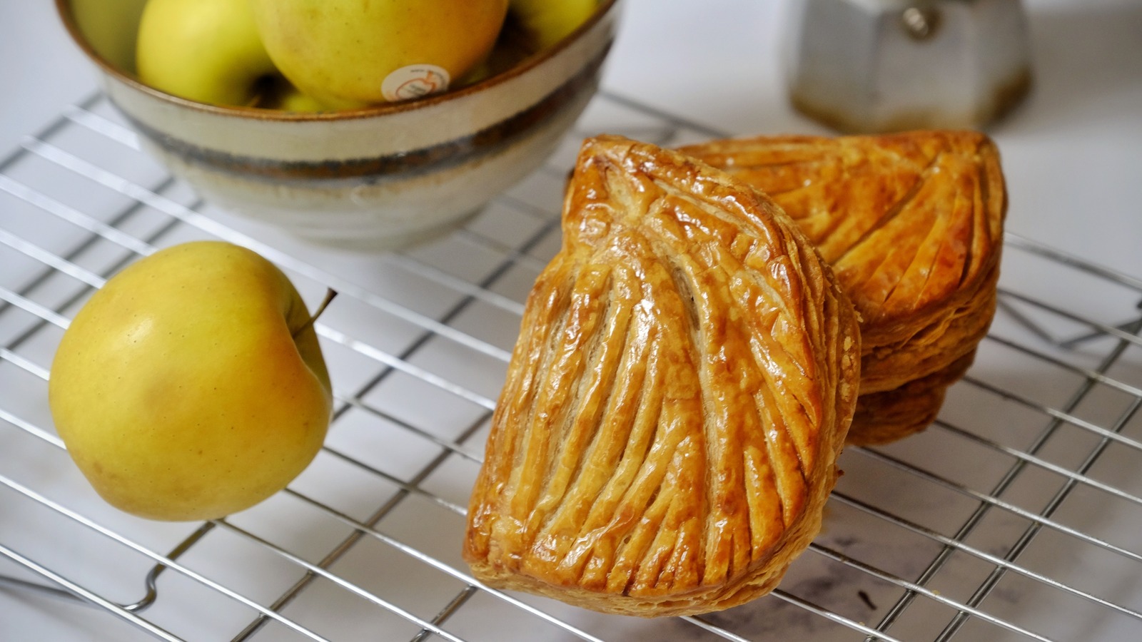 Easy Apple Turnovers Recipe