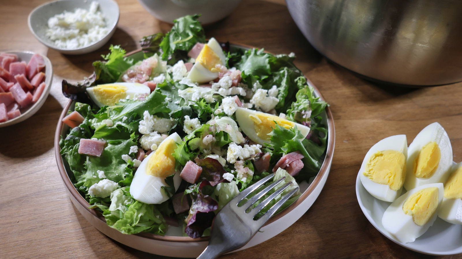 French Bistro Salad With Punchy Dijon Vinaigrette Recipe