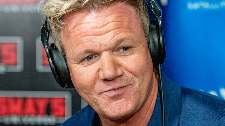 Gordon Ramsay's Singing Has Instagram Cracking Up Gordon Ramsay's Singing Has Instagram Cracking Up