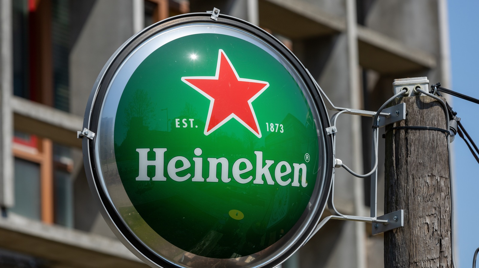 Heineken: 12 Facts All Beer Drinkers Need To Know