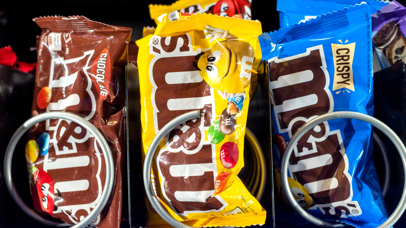 Here's Why Not All M&M's Packages Have The Same Weight