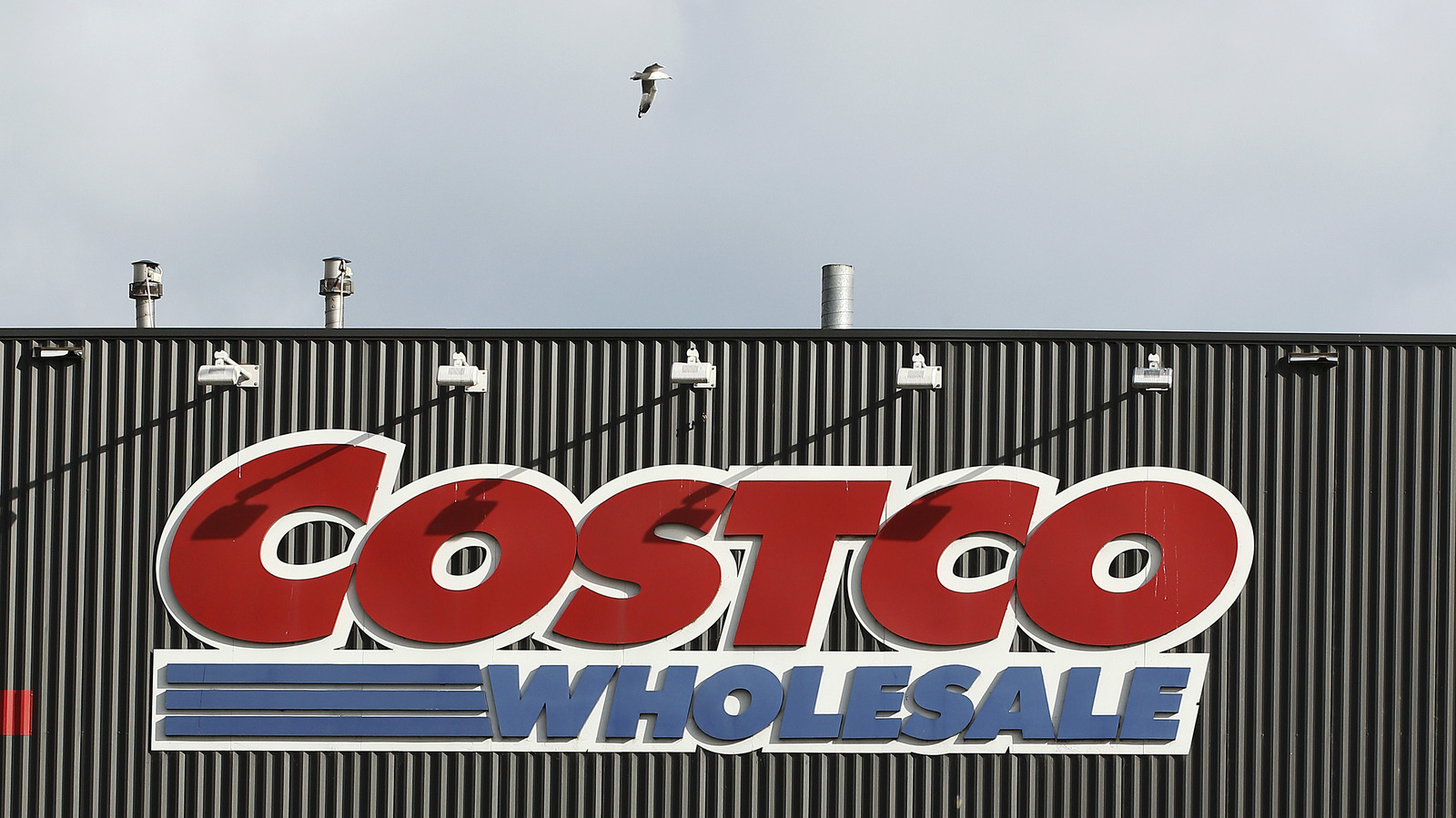 How Costco's Enormous Chicken Farm Has Changed Nebraska