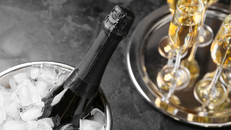 How To Serve Champagne The Right Way On New Year's Eve