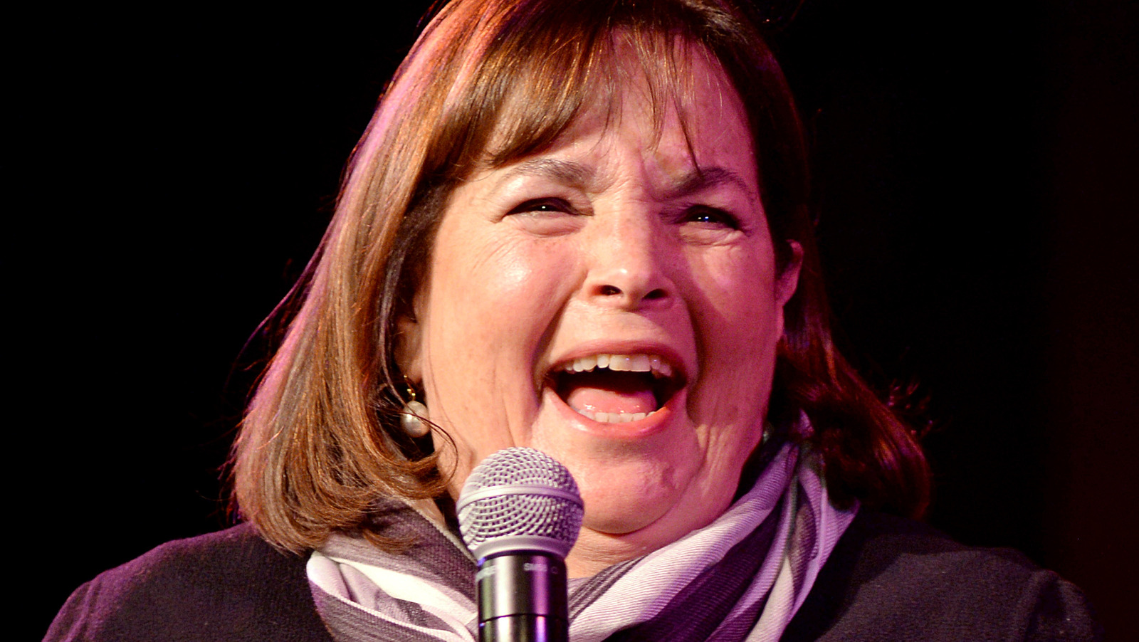 Ina Garten Loves This Ingredient So Much, She Buys 6 At A Time