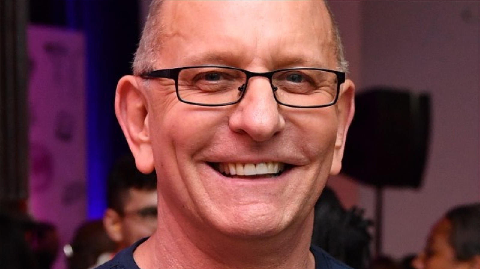 Instagram Is Applauding Robert Irvine's Beach Workout