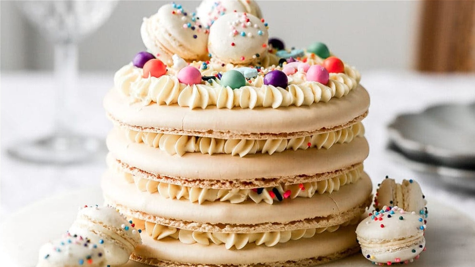 Macaron Cakes Are The Viral Desserts That Are Almost Too Pretty To Eat