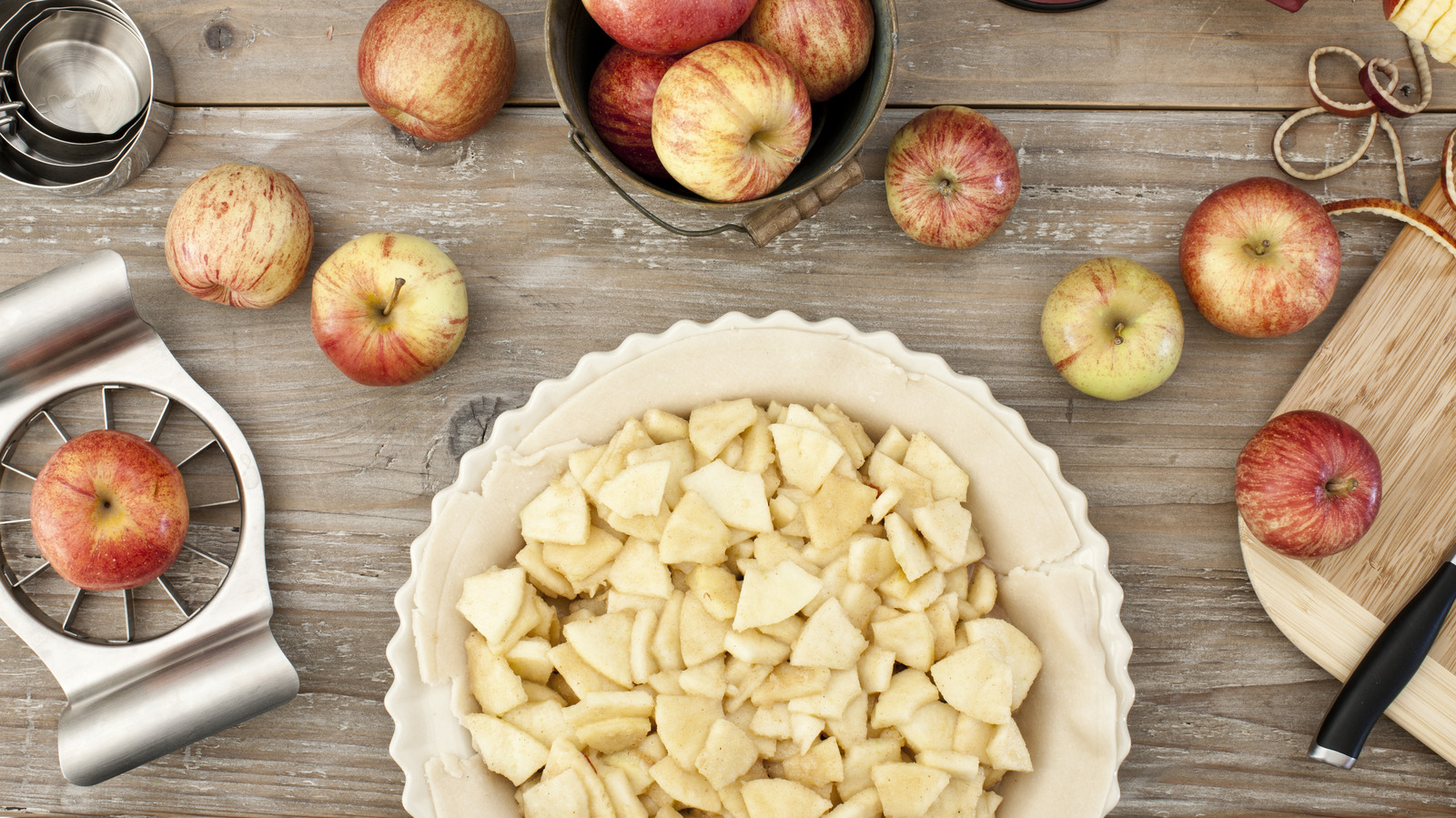 Make Extra Apple Pie Filling And Freeze It For A Fall Treat All Year-Round