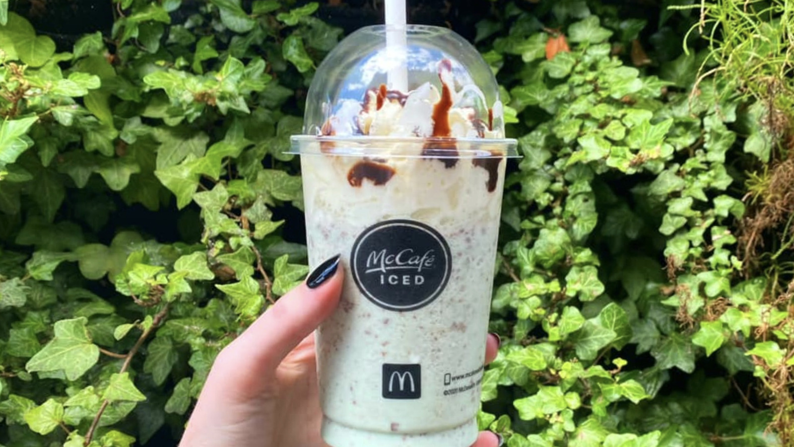 McDonald's Is Releasing Frappés With Macarons, But Only In Japan