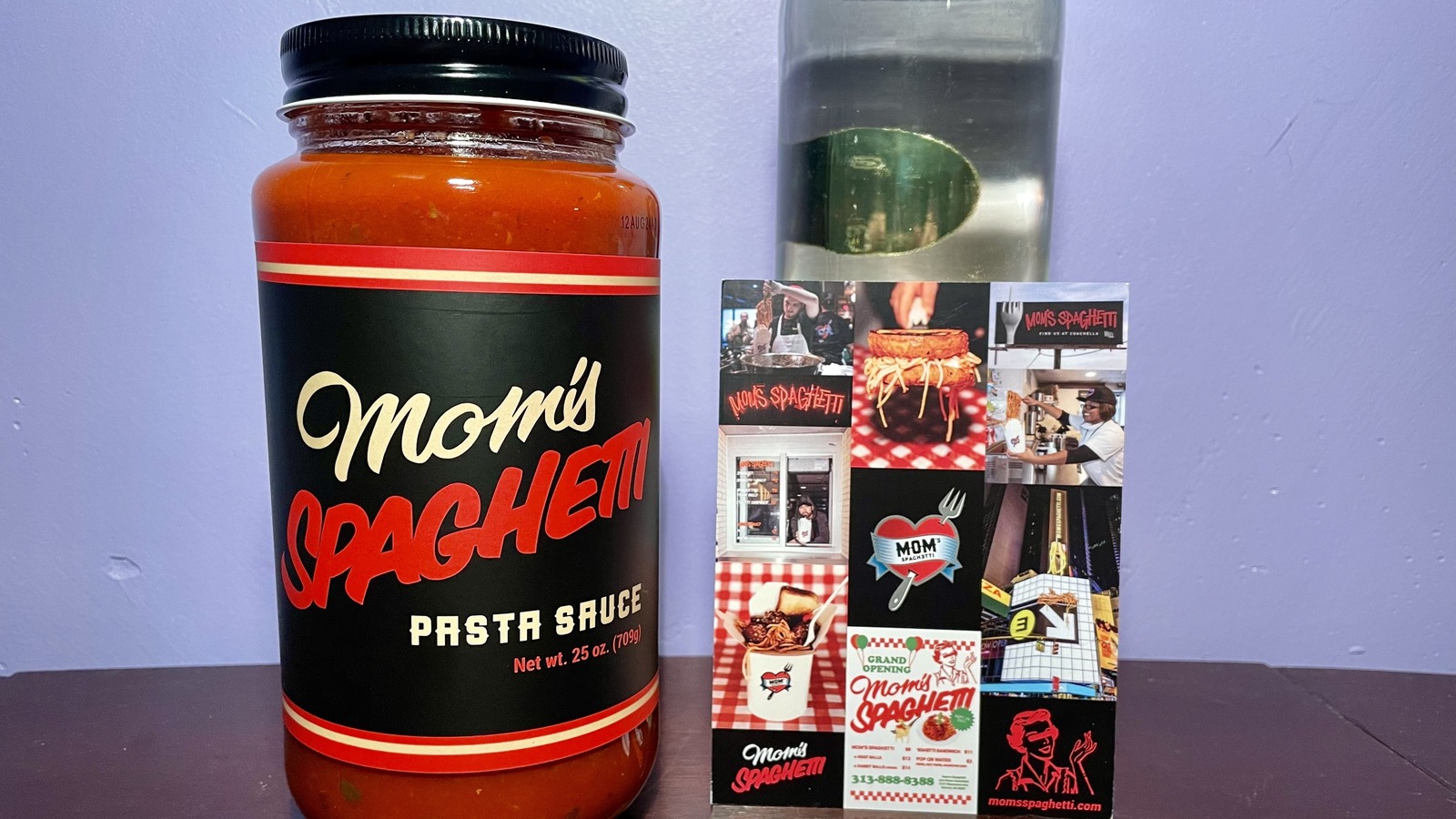 Mom's Spaghetti Pasta Sauce Review: A Painfully Ordinary Addition To ...