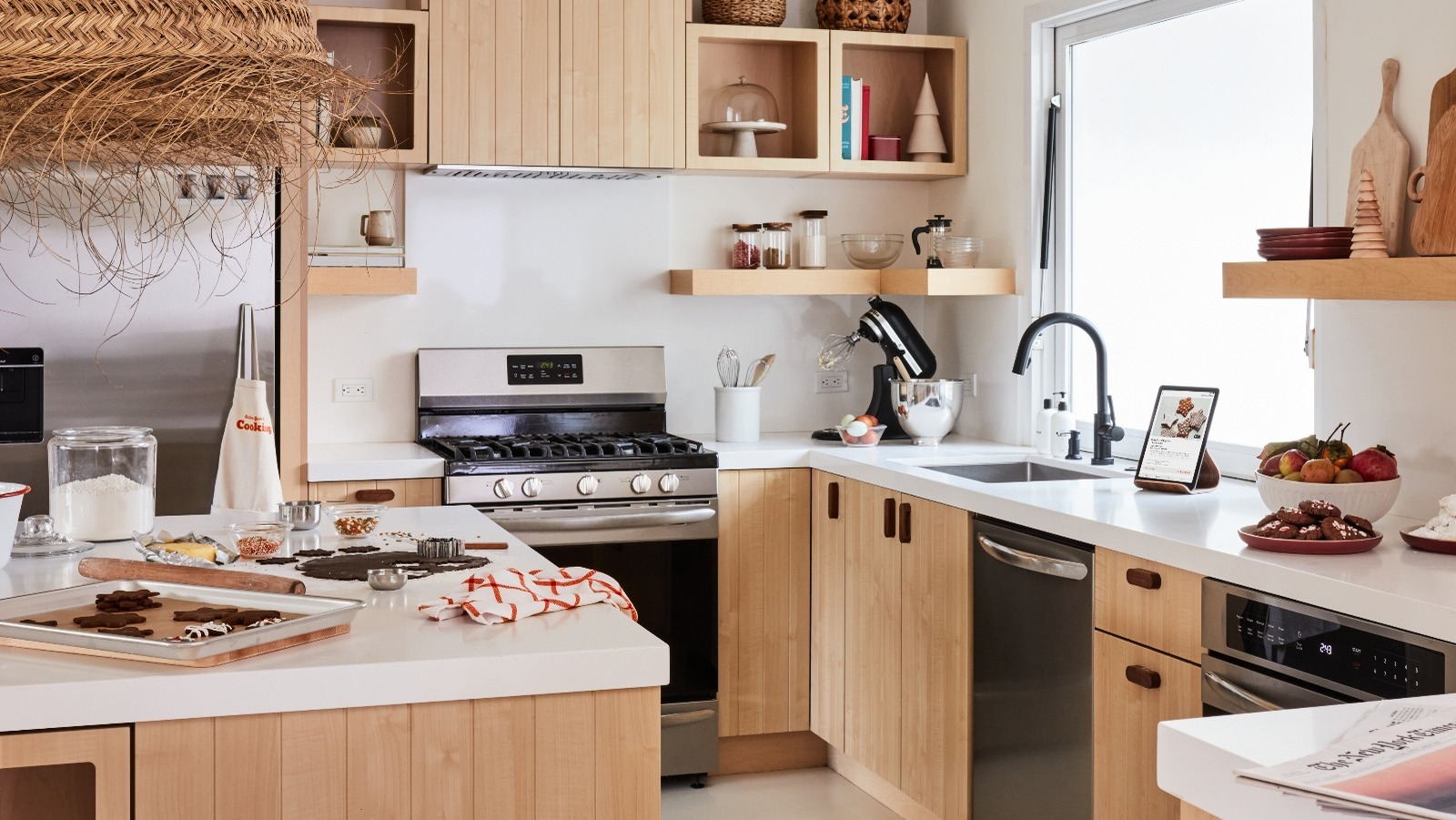 Jennifer Mathews, Author at TrendRadars