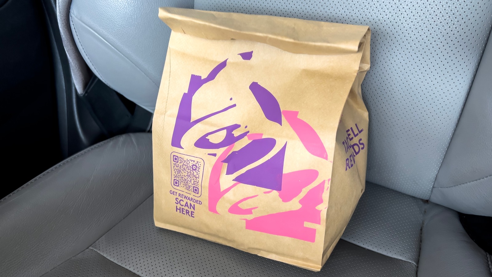 The Bell Beefer Is Our Favorite Discontinued Taco Bell Menu Item