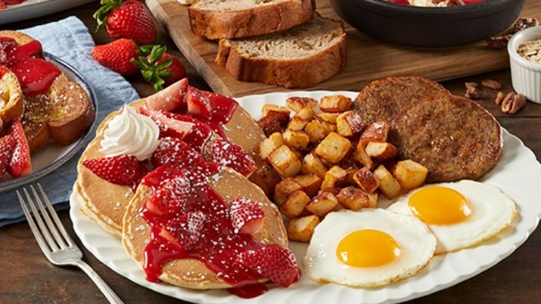 28 Popular Chain Breakfast Restaurants, Ranked Worst To Best