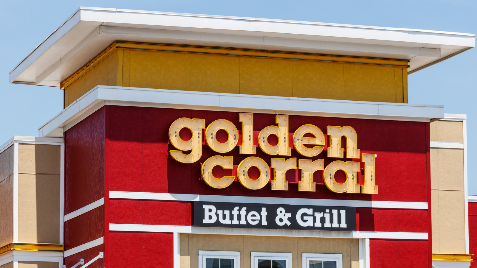 7 Reasons People Were Supposedly Kicked Out Of Golden Corral