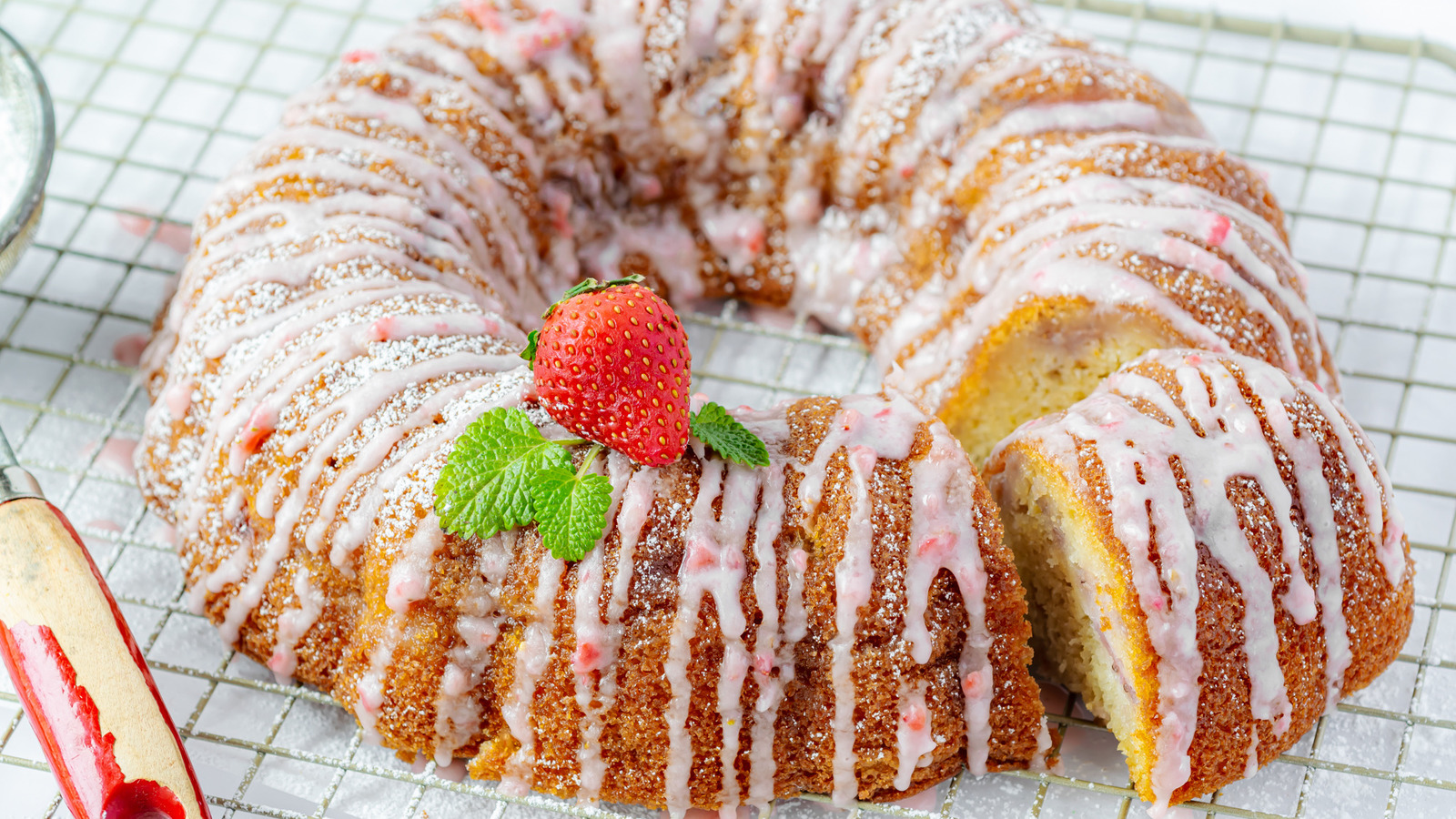 Strawberry Cake Recipe