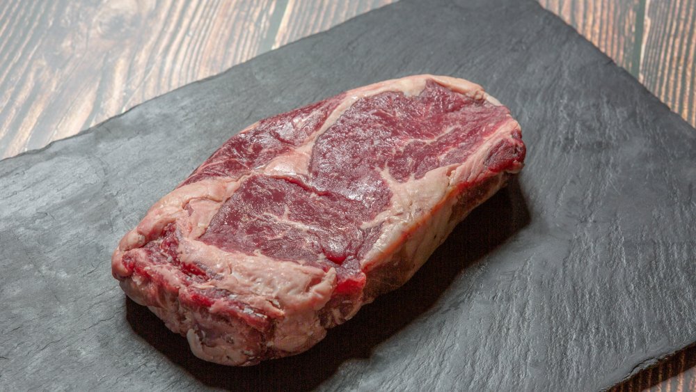 The Best Way To Tell If Your Steak Has Gone Bad