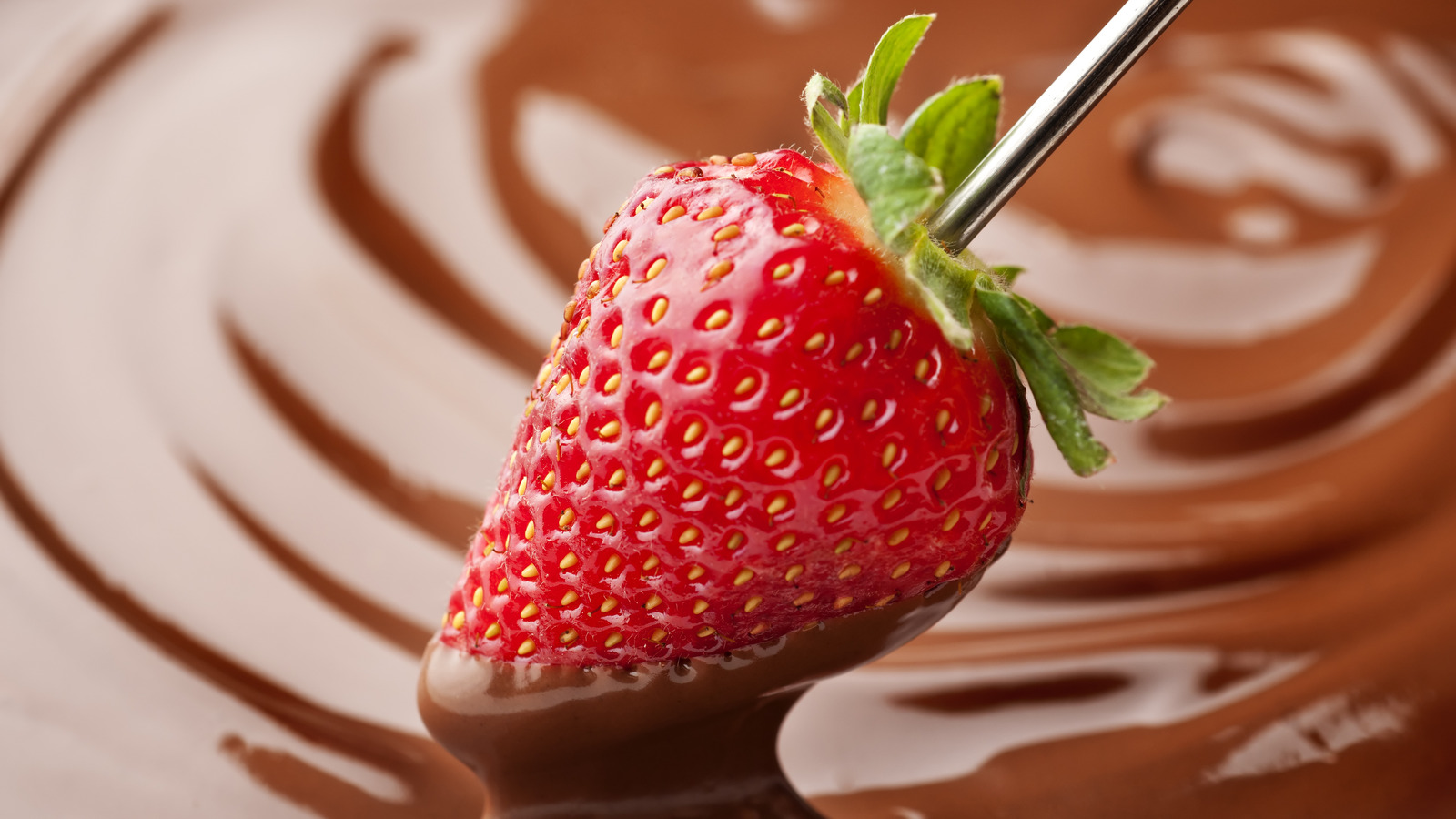 The Biggest Mistake You're Making When Melting Chocolate For Fondue