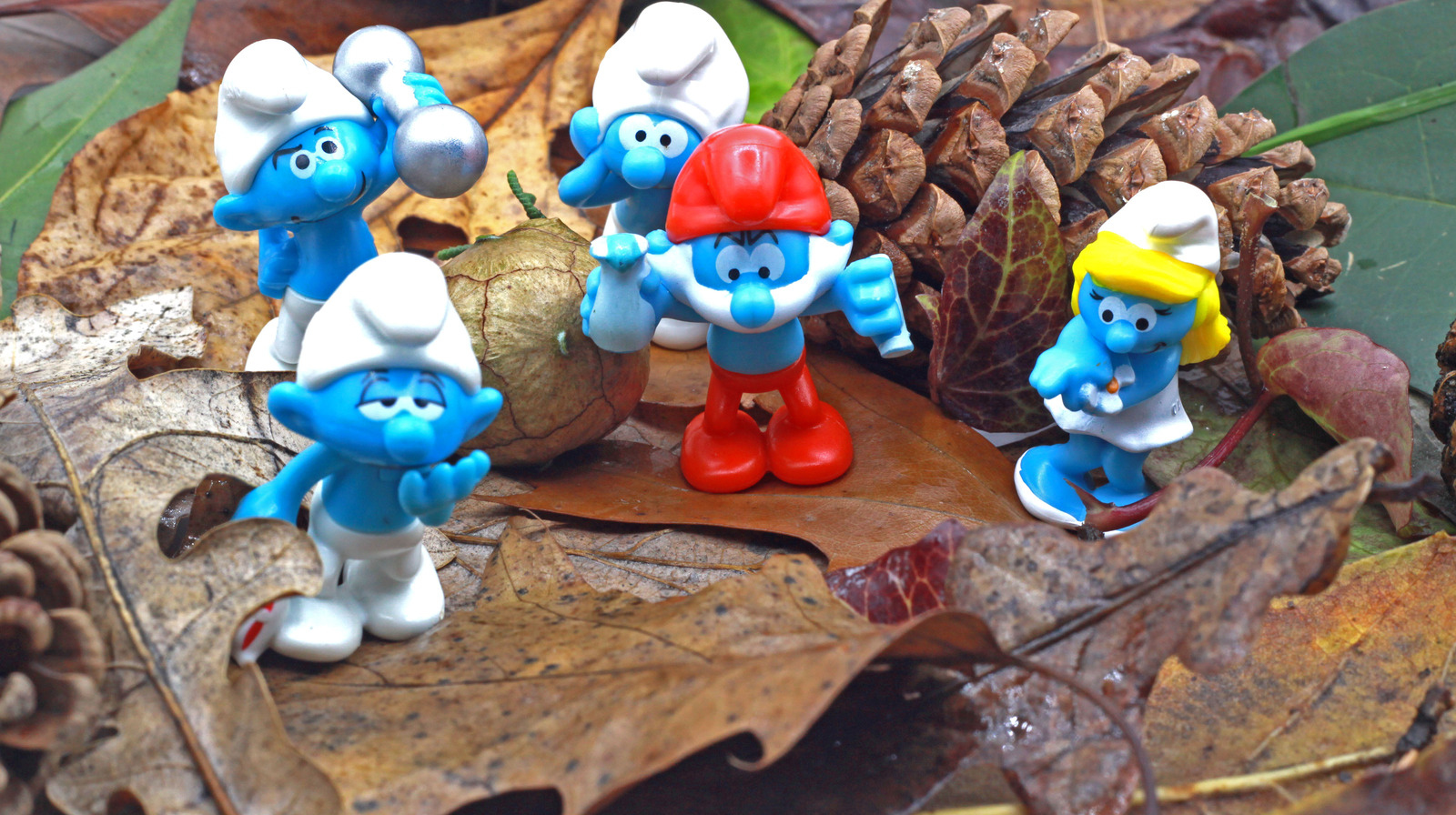 The Hilarious Reason Smurf Berry Crunch Cereal Was Discontinued