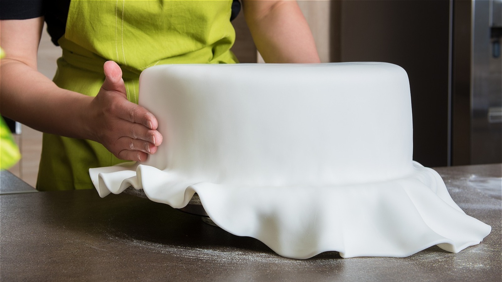 The Kitchen Tool That Will Help You Roll Out Fondant With Ease