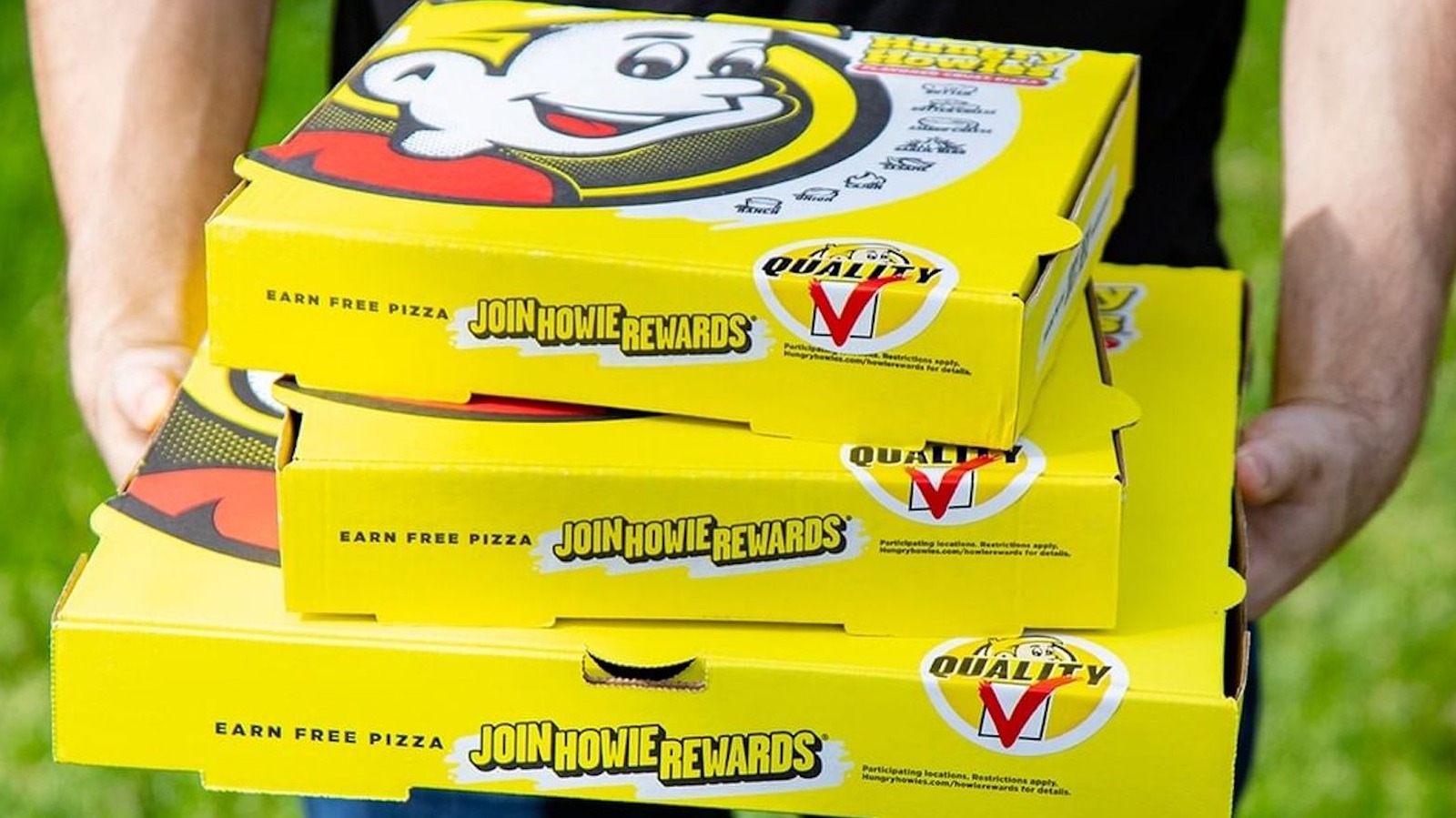 The Most Popular Hungry Howie's Pizza Might Surprise You - Exclusive