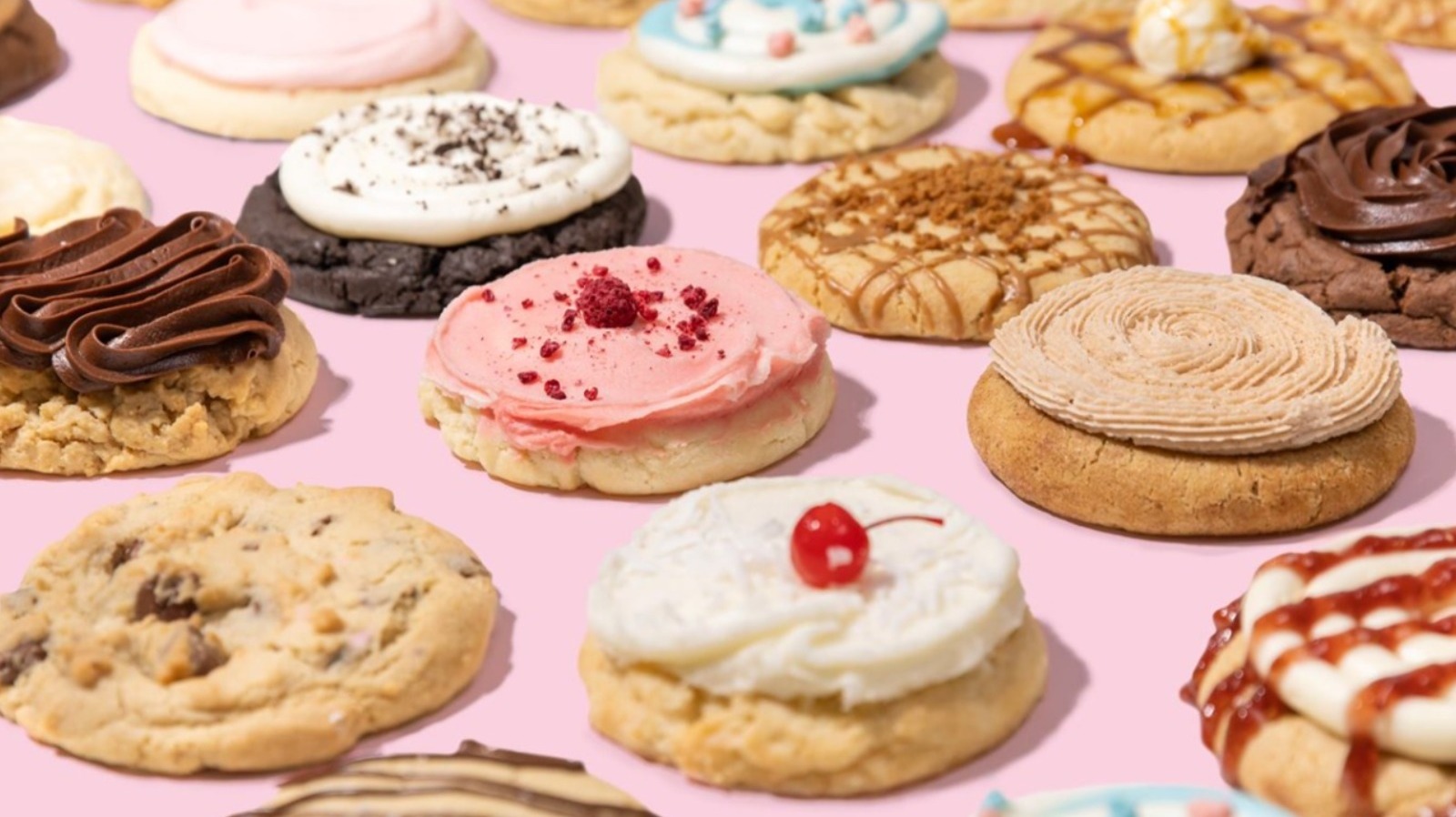 The Returning Crumbl Cookies Flavor That Has Cheesecake Lovers Excited