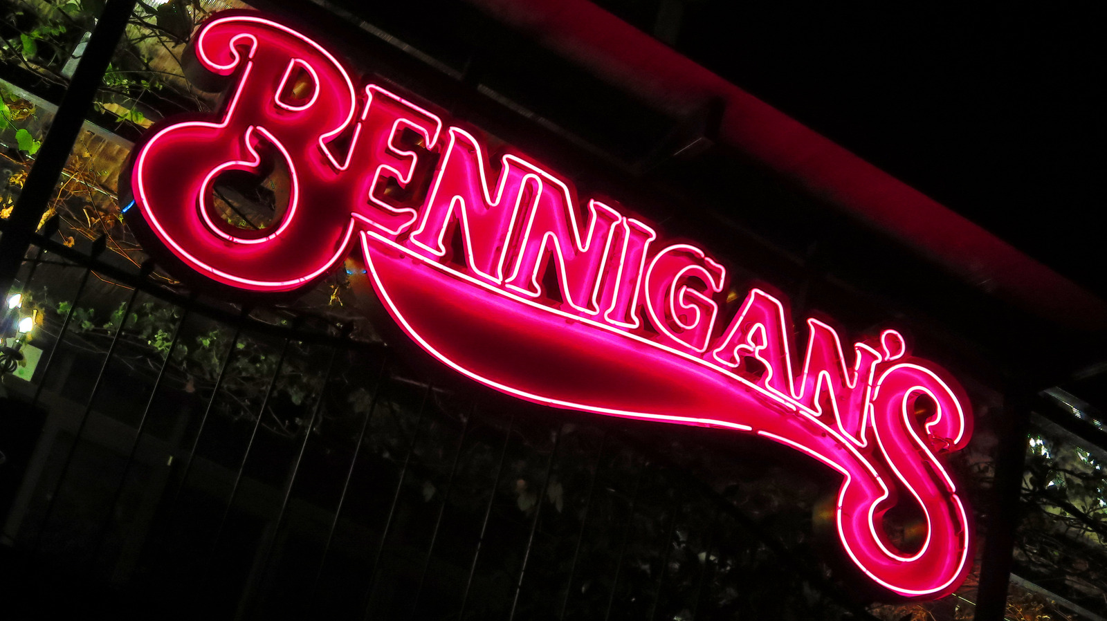 The Star-Studded Rebirth Of Bennigan's