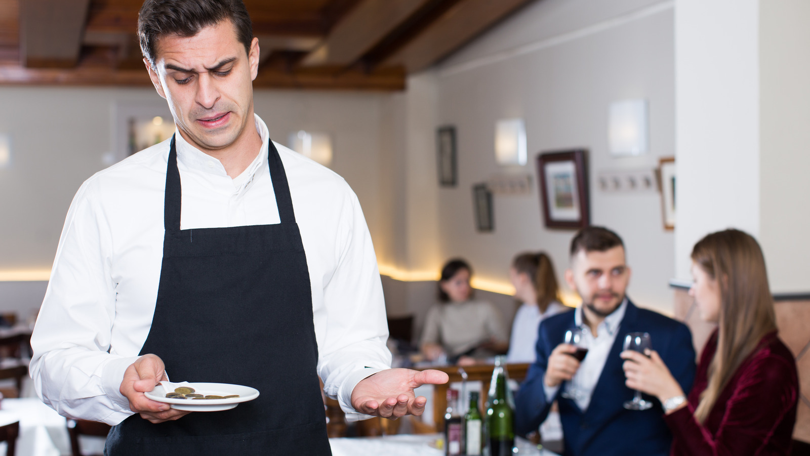 The Terrible Tipping Advice Servers Say People Actually Follow