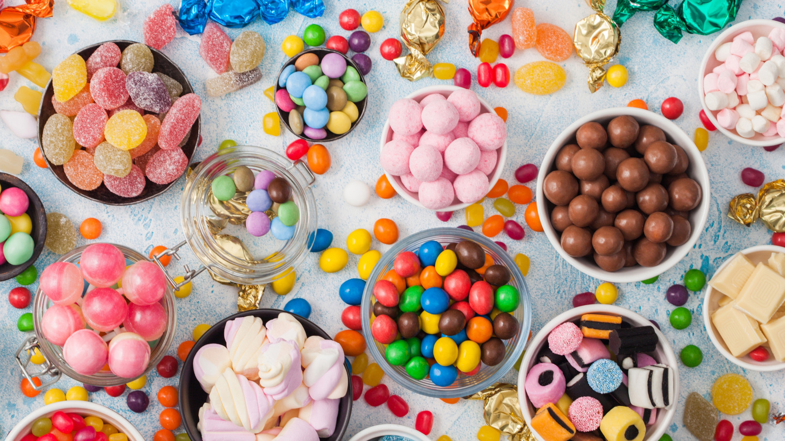 The Weird Illinois Tax That Makes Some Candy Types Cheaper Than Others