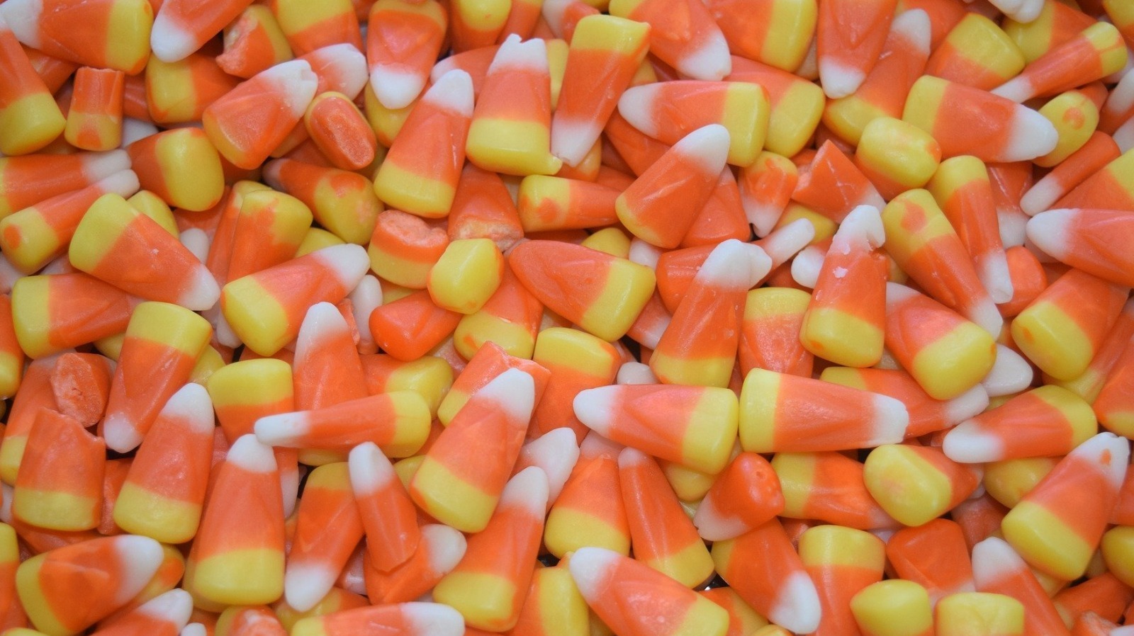These Are The Actual Ingredients In Candy Corn these-are-the-actual-ingredients-in-candy-corn