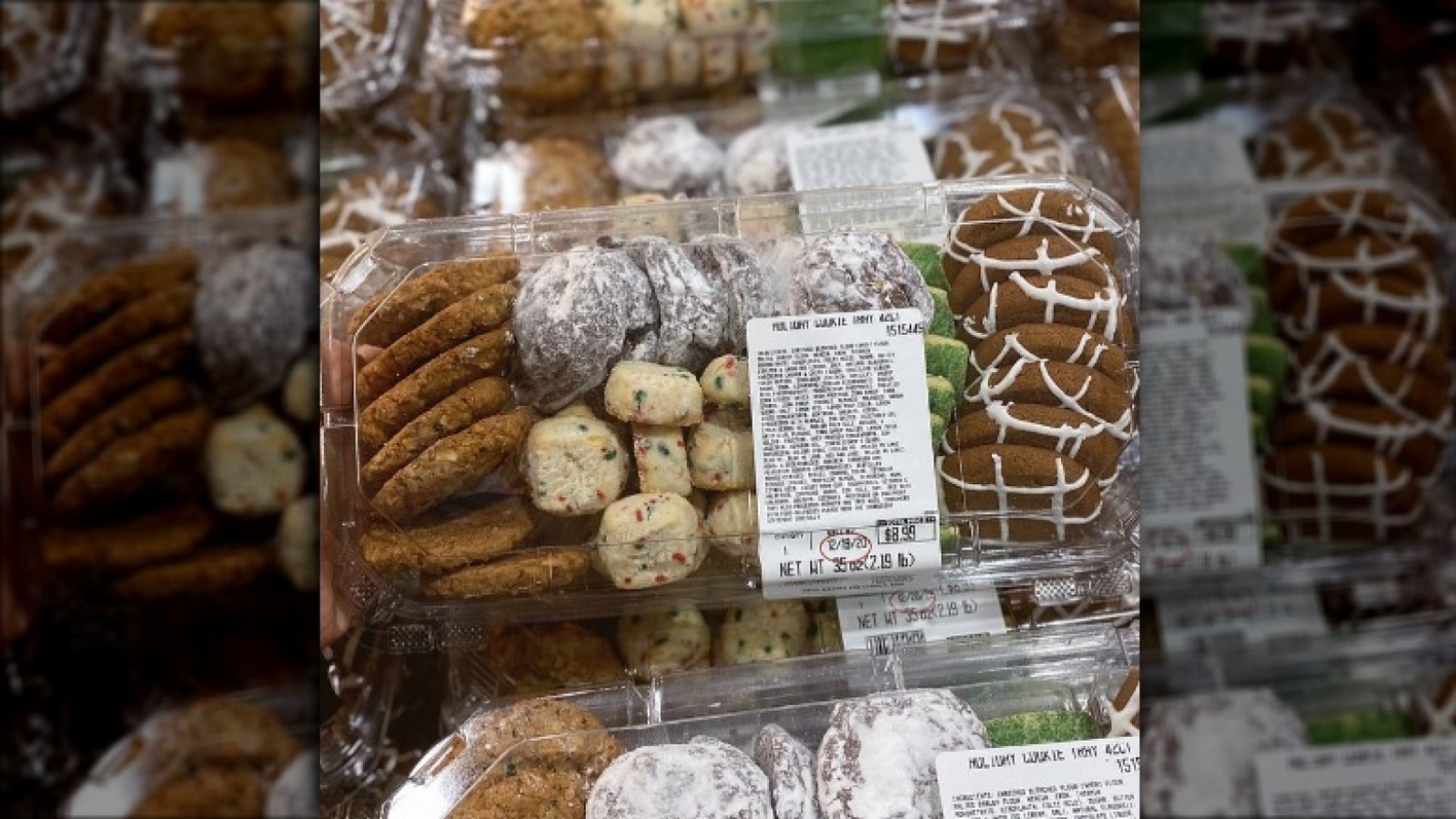 These Festive Cookie Trays From Costco Are A Total Steal These Festive Cookie Trays From Costco Are A Total Steal