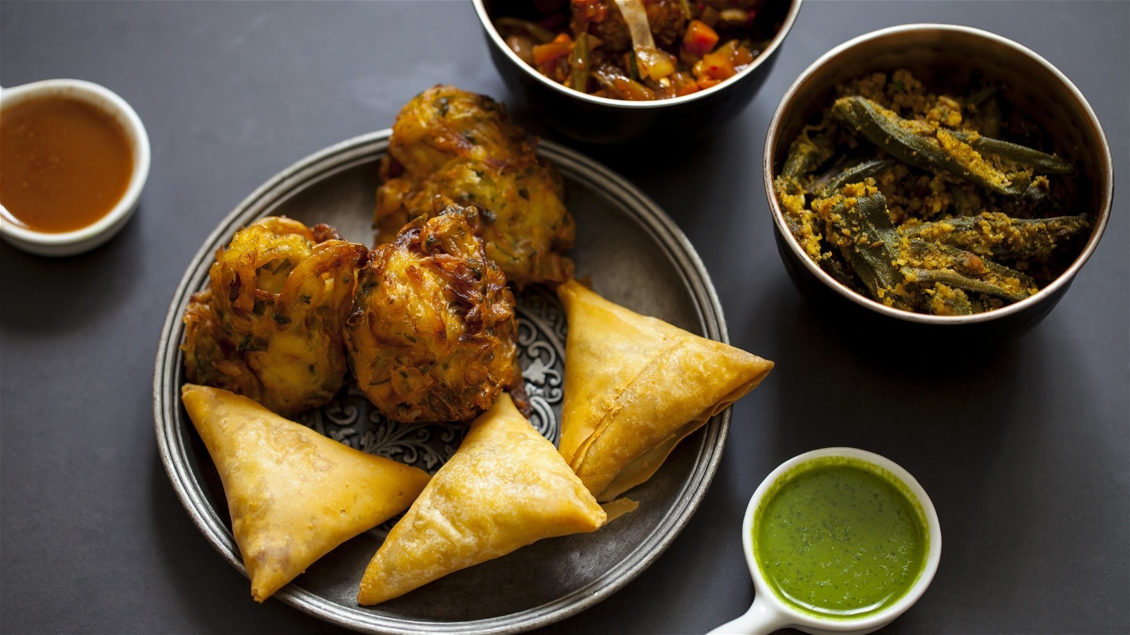These Two Fried Items Are A Must-Have During Diwali