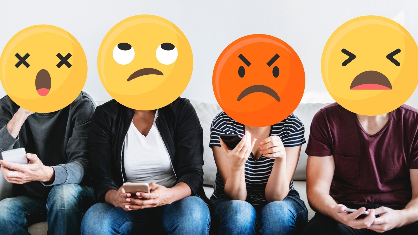 This Cracker Barrel Reaction Video Has Twitter Seeing Red