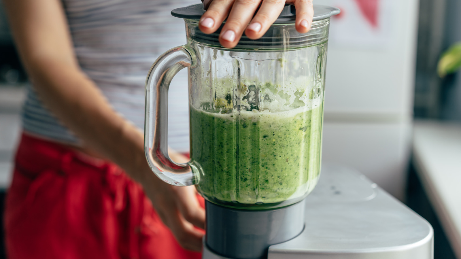 This Oddly Satisfying Video Shows What Really Happens Inside Your Blender This Oddly Satisfying Video Shows What Really Happens Inside Your Blender