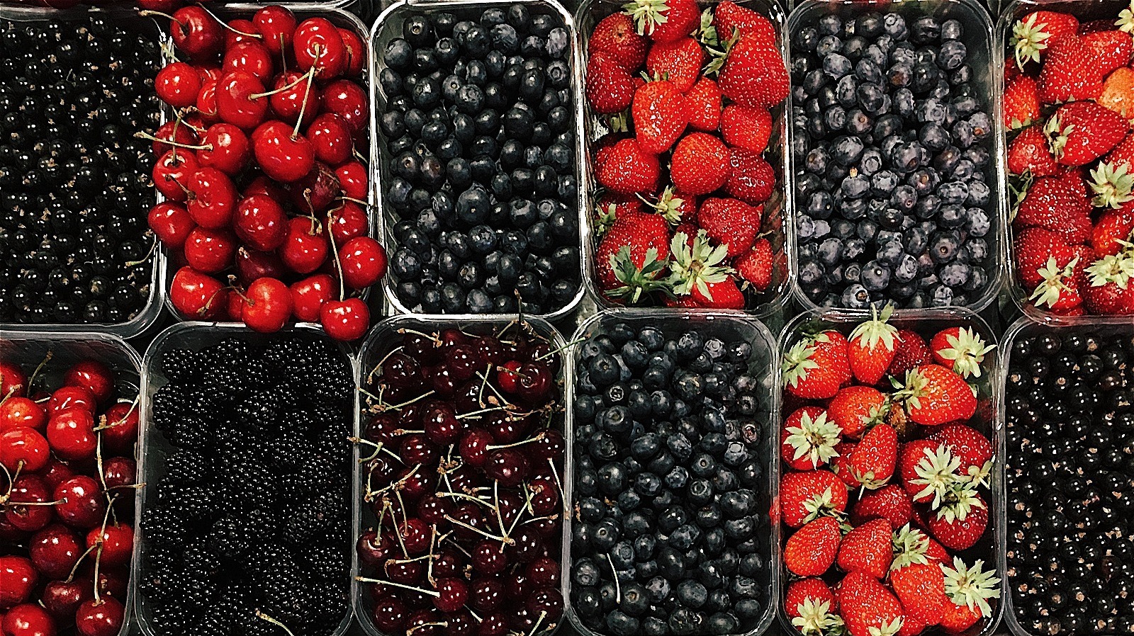 This Trendy Berry Is More Dangerous Than You Think