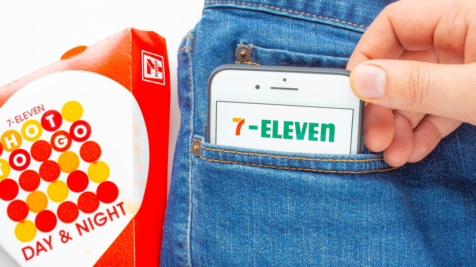 TikTok Is Calling 7-Eleven $5 Pizza The New Little Caesars