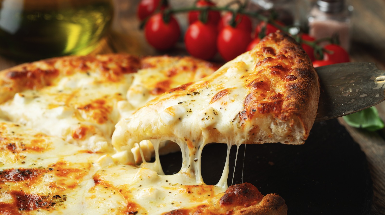 TikTok Realizes You Can Buy Pizza Ingredients At Trader Joe's And Calls ...