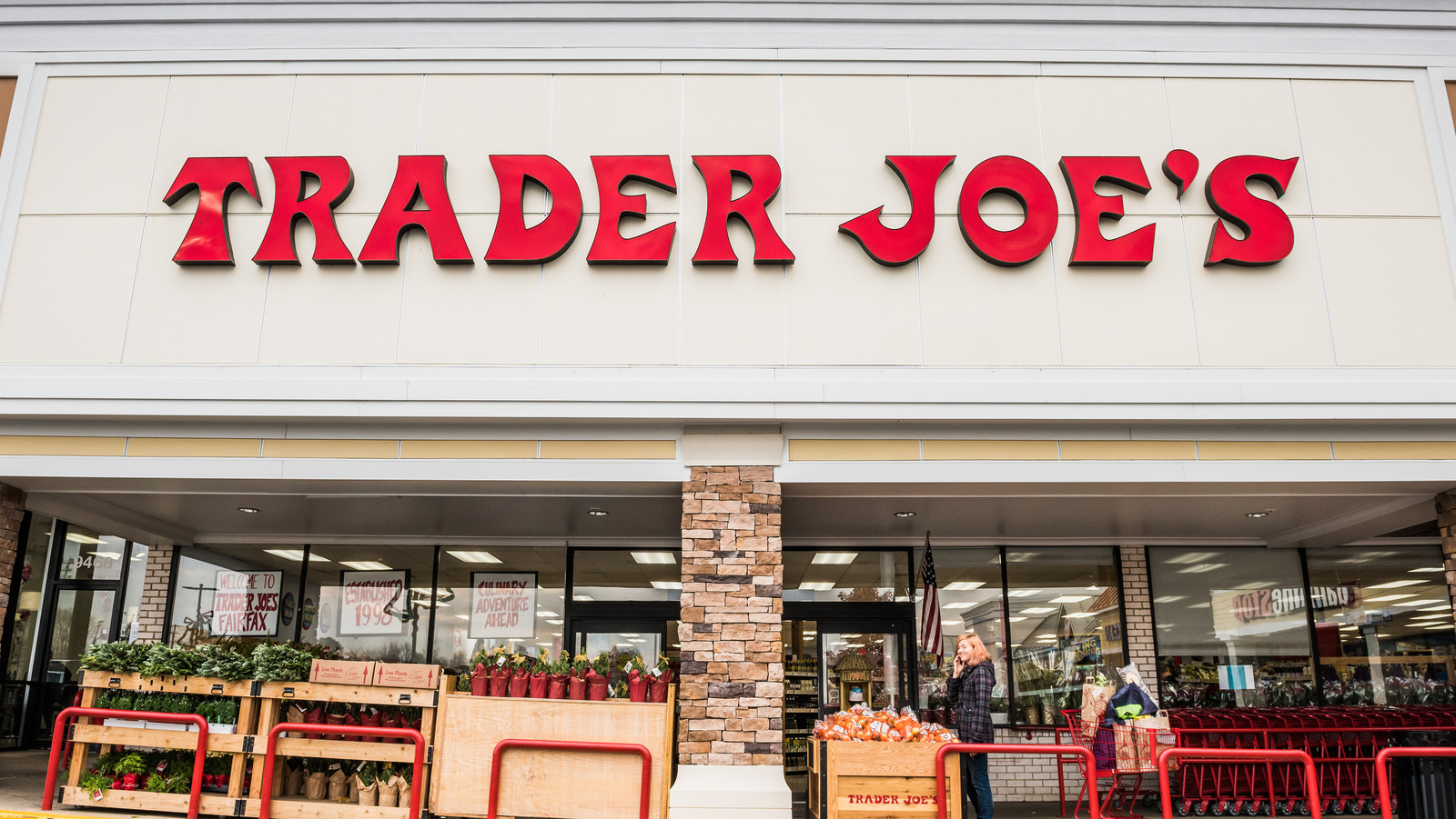 Trader Joe's Shoppers Are So Excited For Its New Gluten-Free Empanadas