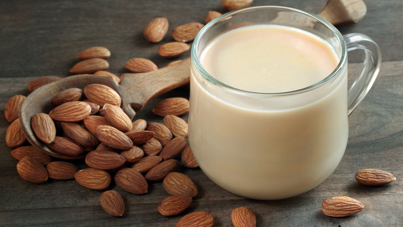 Twitter Can't Stop Laughing About This Almond Milk Review