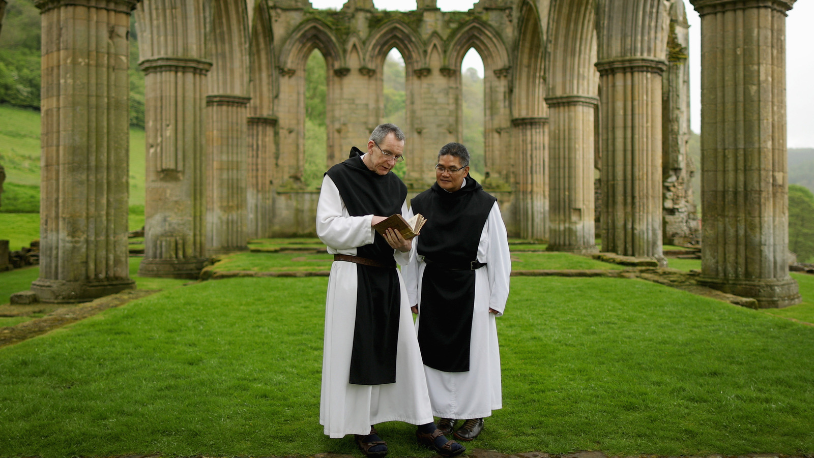 What 14th Century Monks Really Ate In A Day